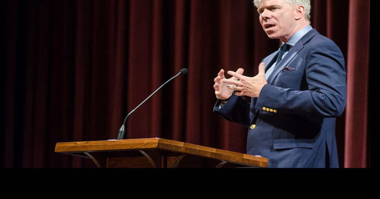 Journalist David Gregory lectures on the ups and downs of politics and ...