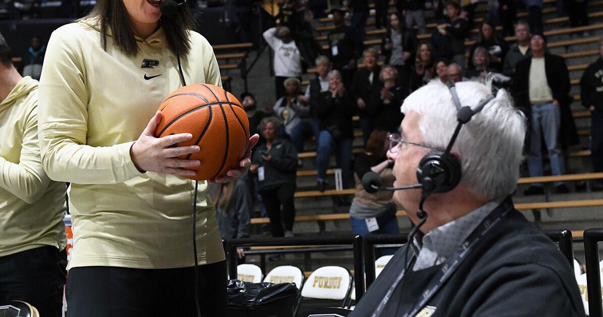 12/20/23 Tim Newton's 1,000th Game | Gallery | purdueexponent.org