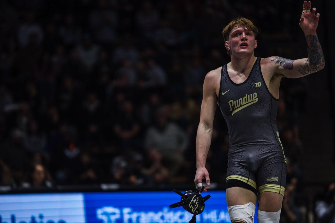 Purdue defeated by Illinois in 2nd consecutive home loss | Wrestling ...