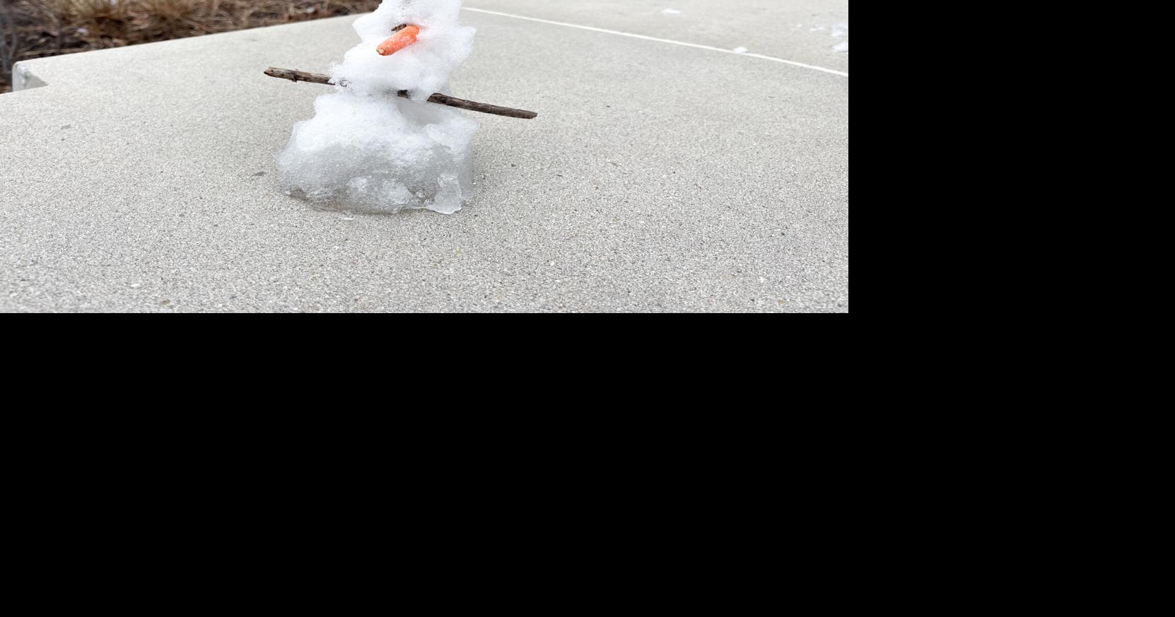 1/26/23 Scenes from Campus, Mini snowman outside Honors | Campus ...