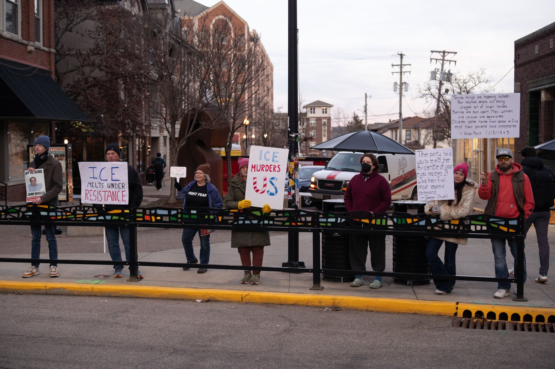 Photo gallery: Students for a Democratic Society host ICE protest ...