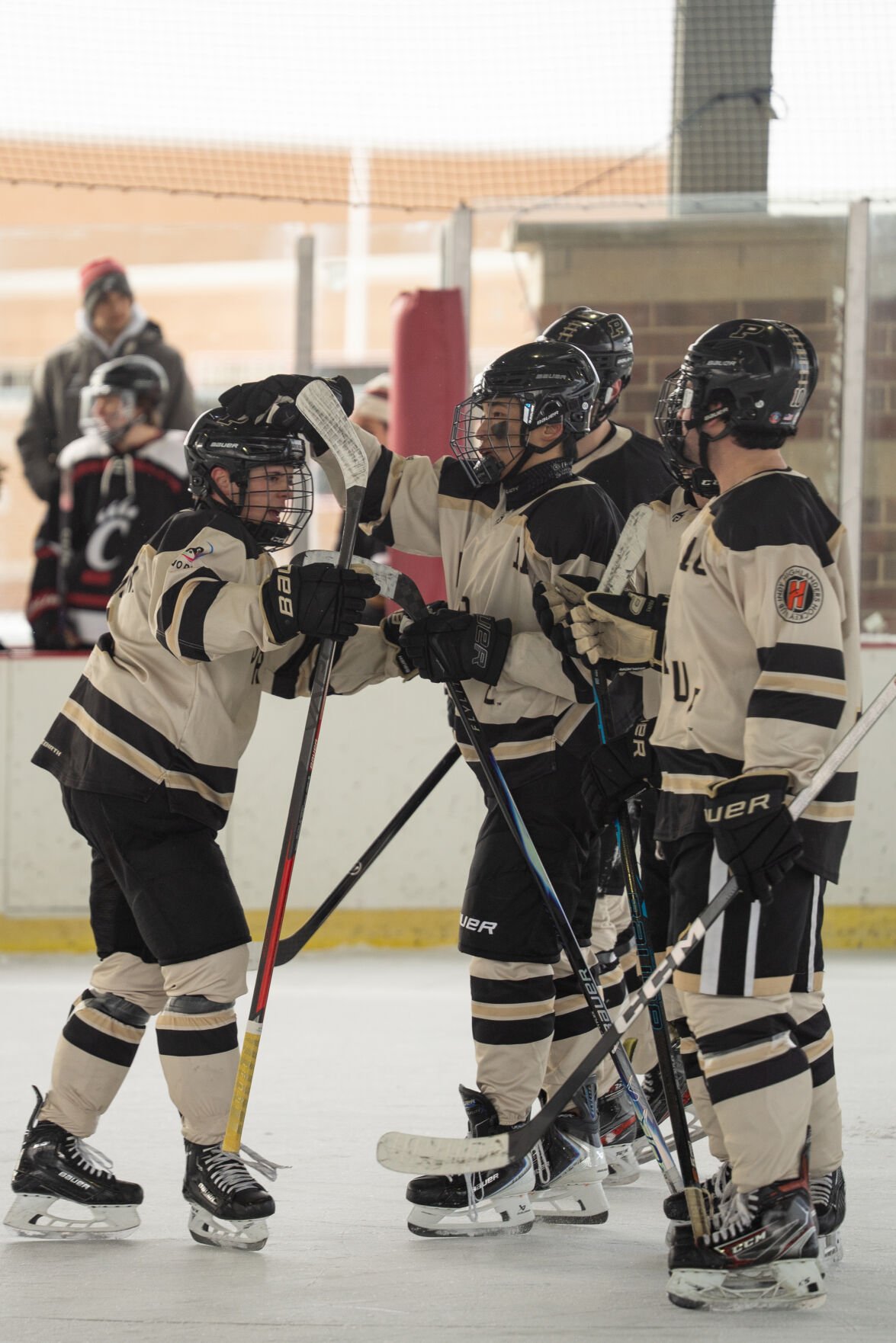 Purdue ice hockey slashes Cincinnati in double-header event | Club ...
