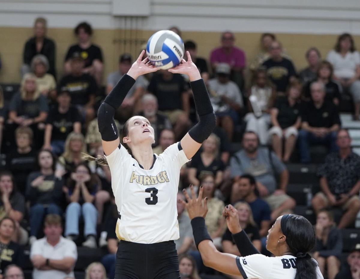 Purdue ousts Northern Kentucky in 3 sets | Volleyball | purdueexponent.org