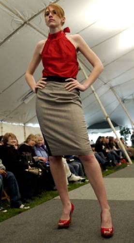 Models brave weather, 'Cold toes' in fashion show | Features ... Models brave weather, 'Cold toes' in fashion show | Features ...