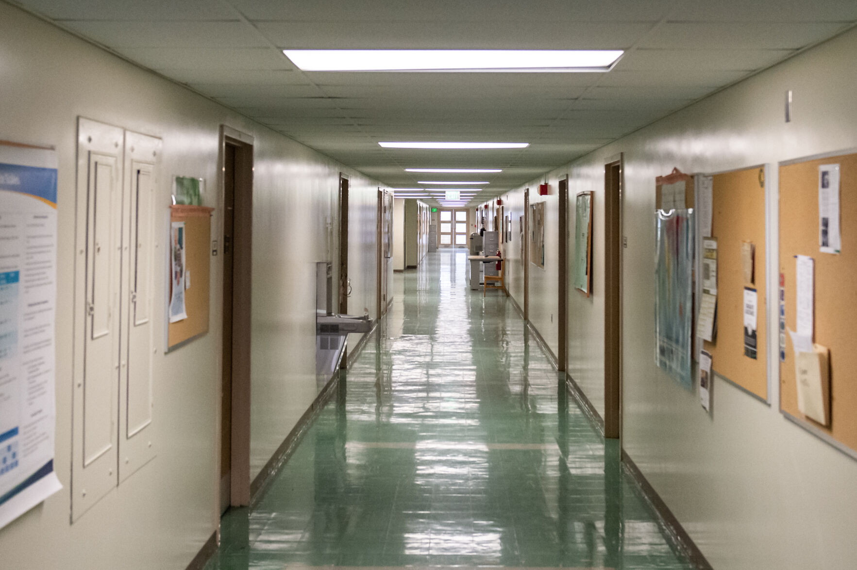 2/1/22 Mold at Heavilon Hall, Corridor at Heavilon Hall | Campus ...