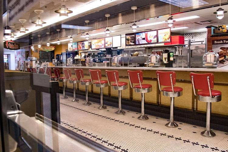 Purdue outsources retail dining across campus | Campus | purdueexponent.org