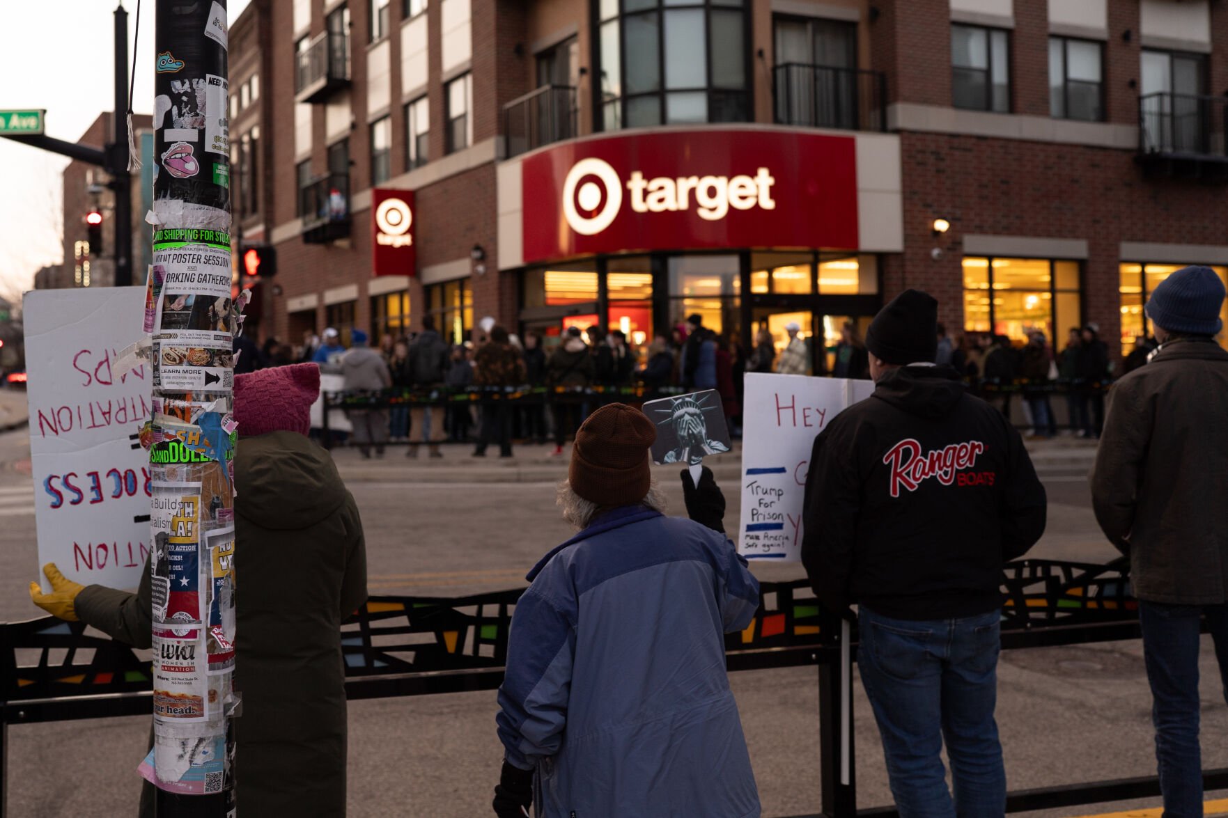 Community protest ICE in wake of Minneapolis shooting | Events ...
