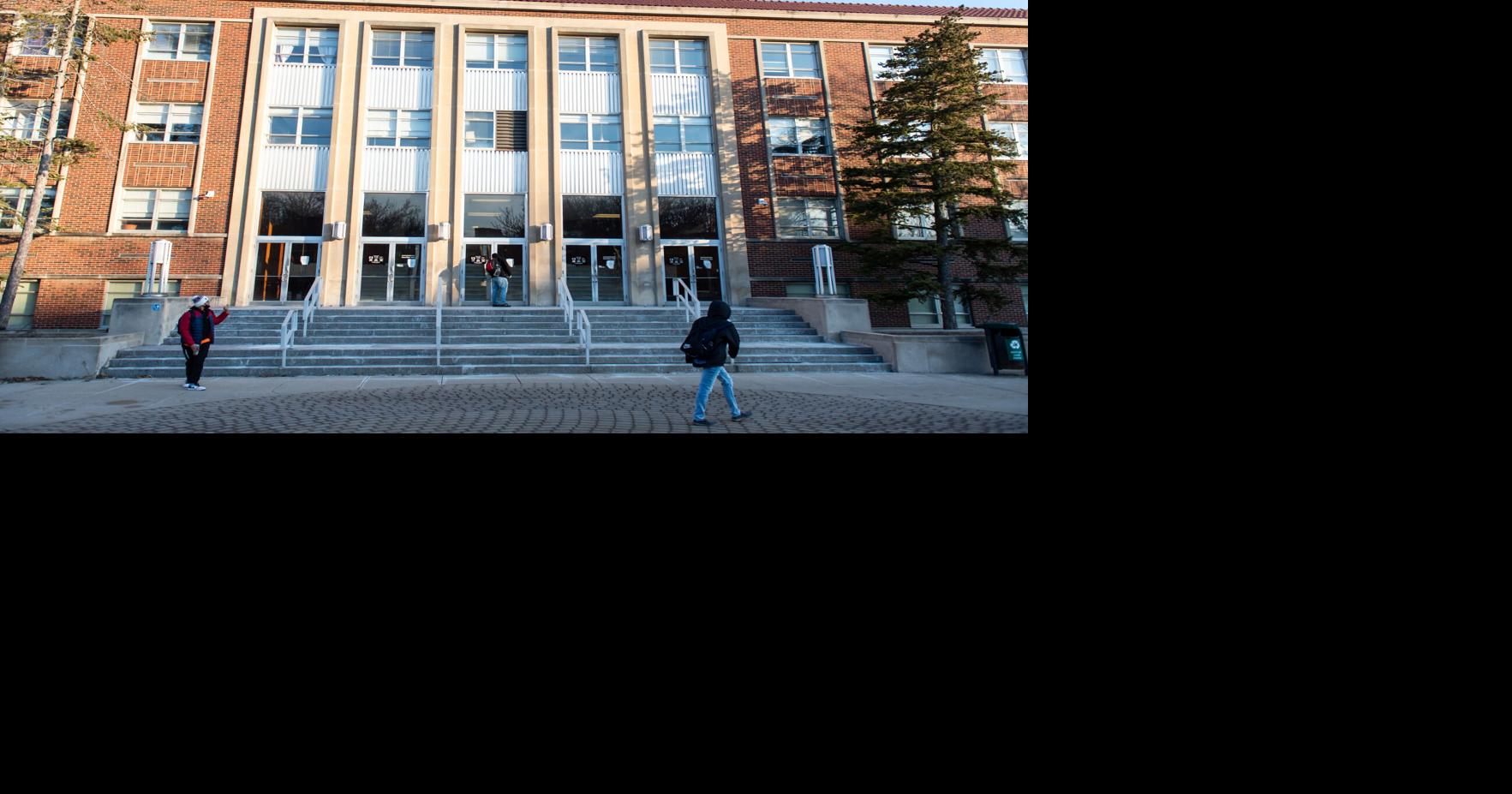 2/1/22 Mold at Heavilon Hall, Heavilon Hall exterior | Campus ...