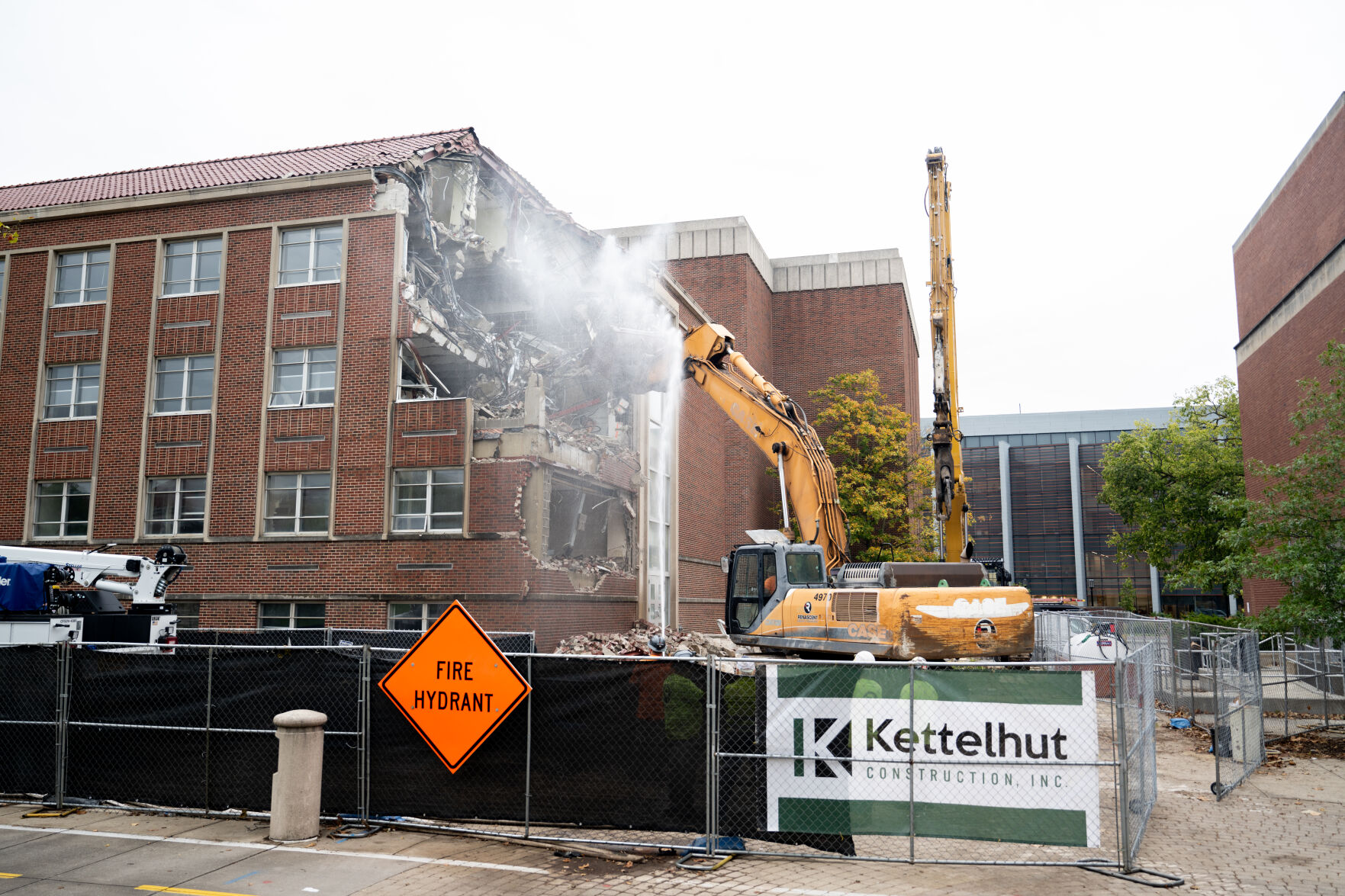 Purdue starts demolition of Heavilon Hall | Campus | purdueexponent.org