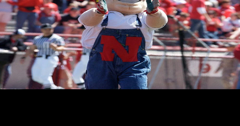 Reviewing Nebraska's mascots, Lil' Red and Herbie Husker | Opinions | purdueexponent.org