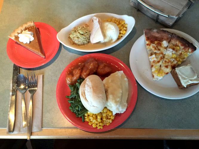 Purdue dining court adds new items to annual Thanksgiving dinner menu ...