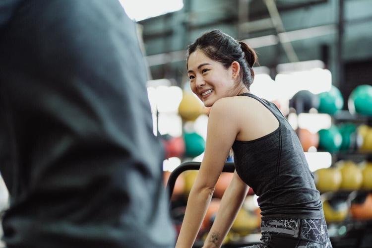 Study suggests exercise makes people more generous | Health ...