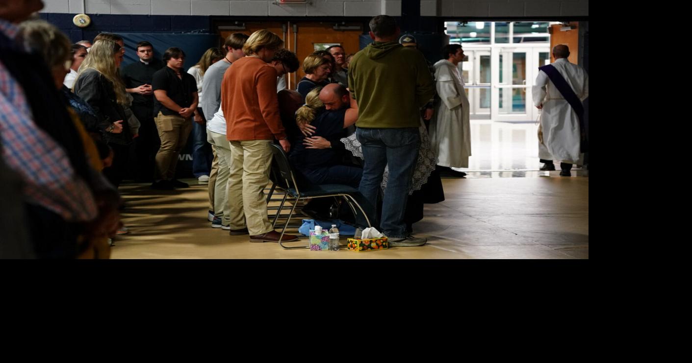 Photo gallery: Vigil for Connor Simmons | Multimedia | purdueexponent.org