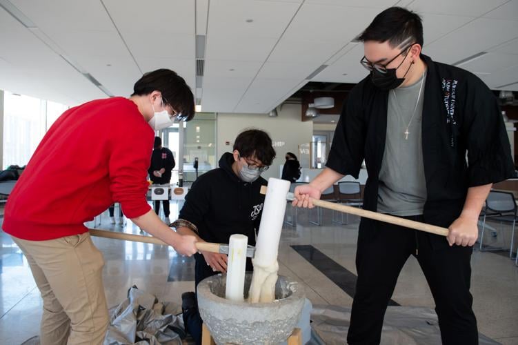 Japanese Student Association hosts mochi pounding event | Campus ...