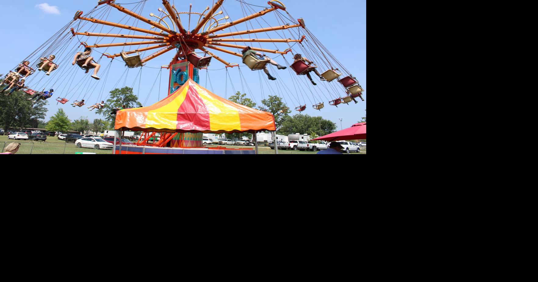Capturing the Carnival Crowd | News | purdueexponent.org