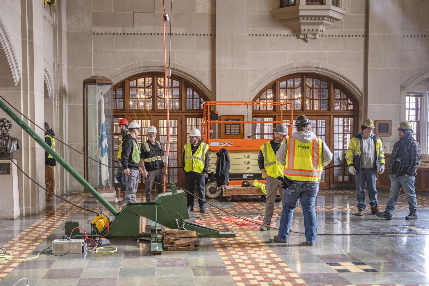 PMU welcomes annual Christmas tree | Campus | purdueexponent.org