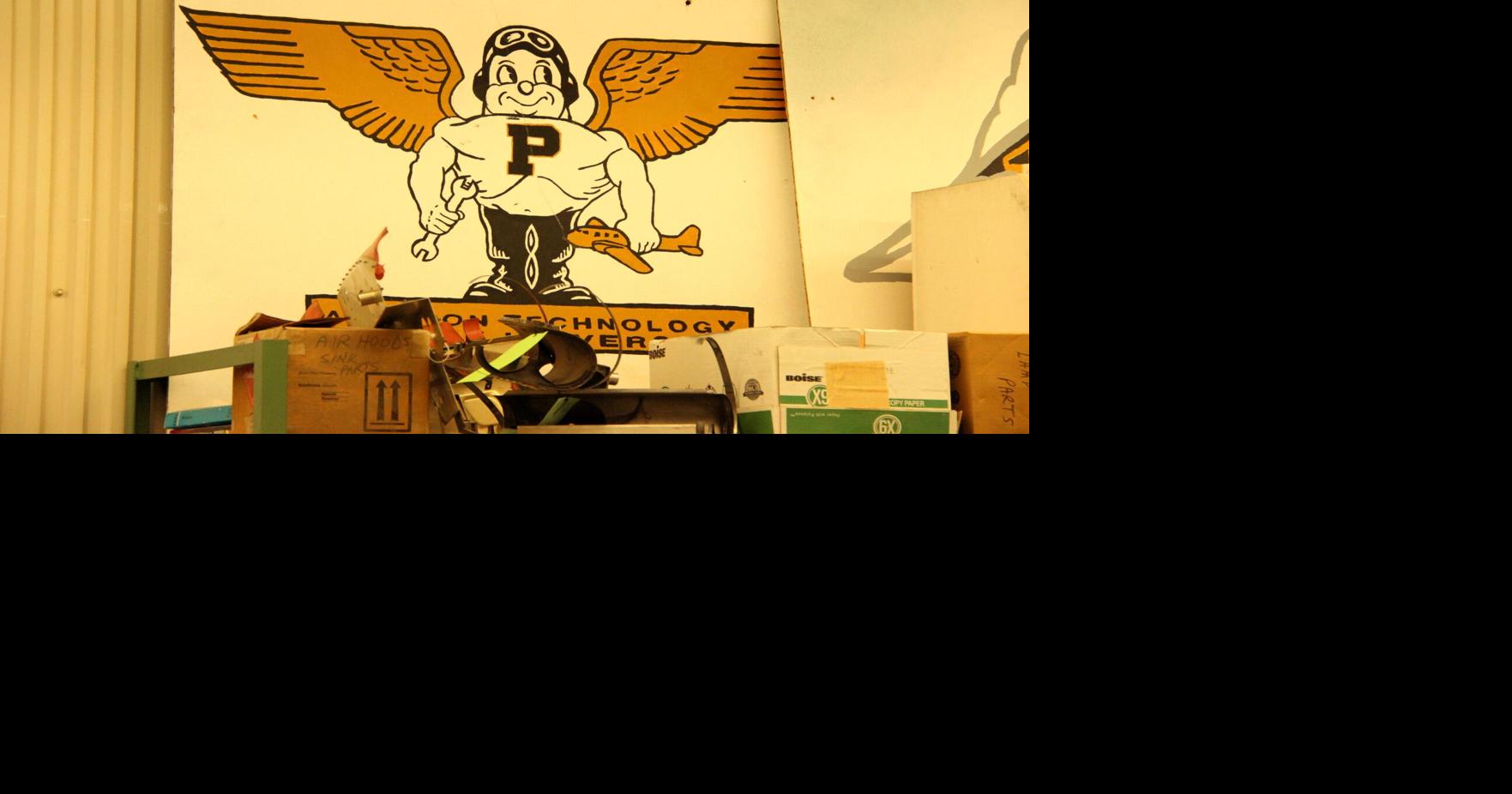 Small Purdue plane makes emergency cornfield landing | Campus ...