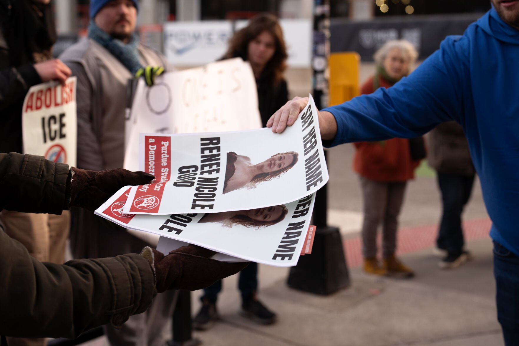 Photo gallery: Students for a Democratic Society host ICE protest ...