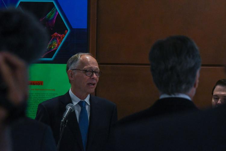 Mark Lundstrom awarded 'Sagamore of the Wabash' | Campus ...