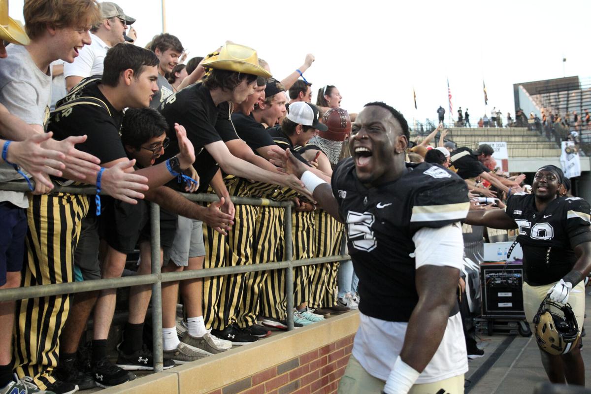 Nic Scourton to enter transfer portal | Football | purdueexponent.org