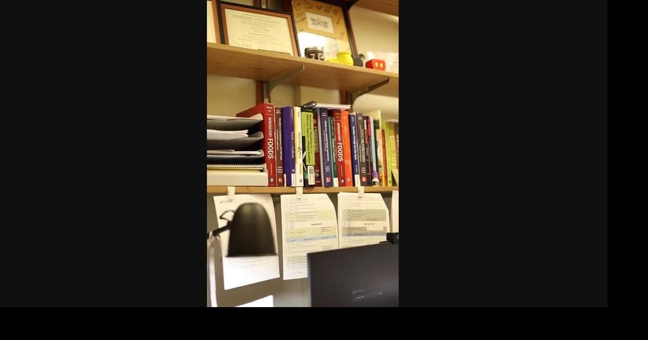 Books in office | Campus | purdueexponent.org