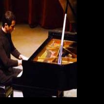 Pianist challenges Beethoven | Features | purdueexponent.org