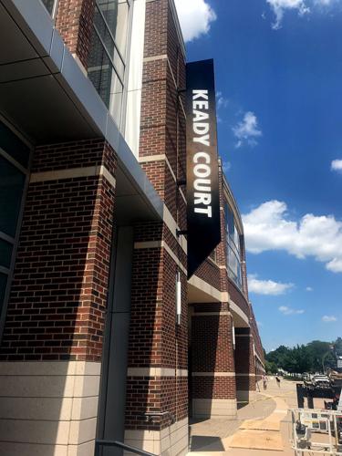 Mackey arena gets new signs | Sports | purdueexponent.org