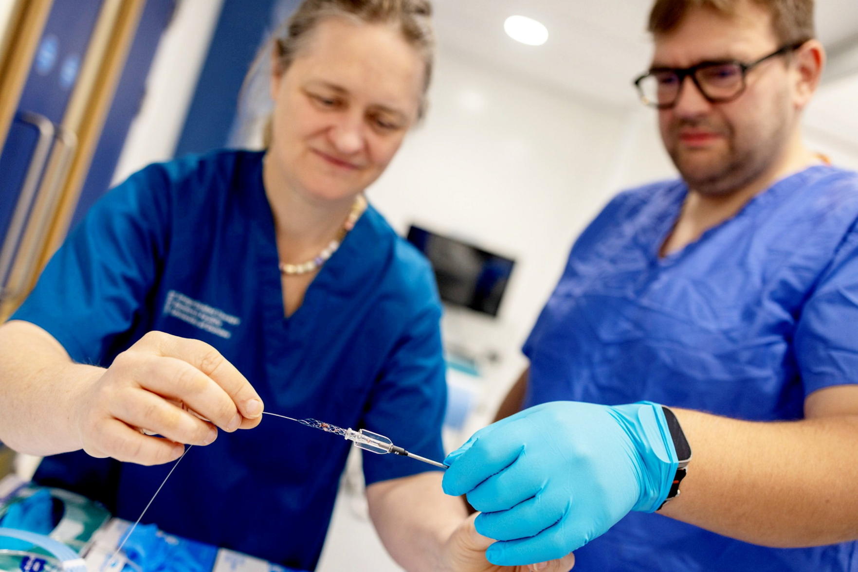 World’s first transatlantic thrombectomy performed by surgeons | Health ...