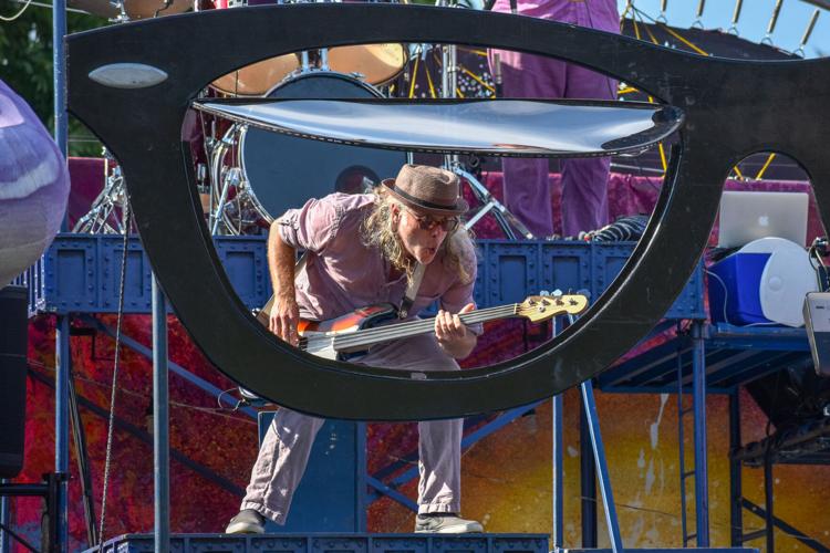 Squonk Opera performs at memorial mall | Campus | purdueexponent.org