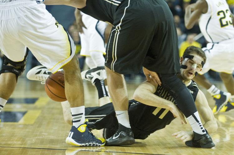 Purdue basketball: Backup provides sideline perspective | Sports | purdueexponent.org