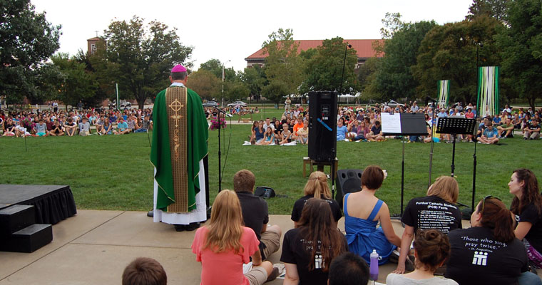 08/26/12 Mass on Grass | Campus | purdueexponent.org