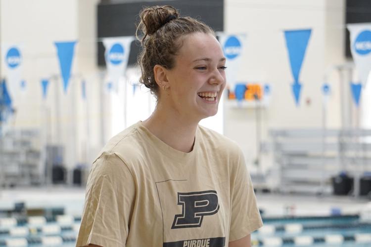 Swimming right into it | Women's Swimming & Diving | purdueexponent.org