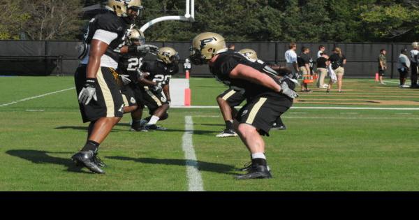 9/25/13 Football Practice | Gallery | purdueexponent.org