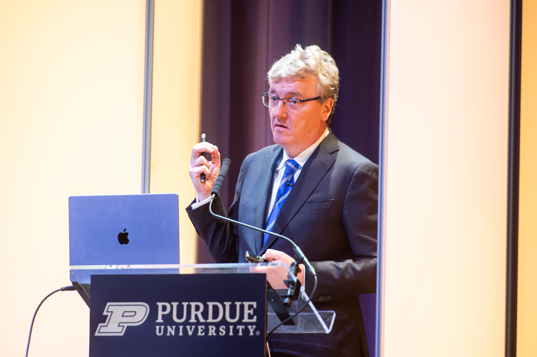 Chemistry Nobel laureate talks at Presidential Lecture Series | Campus ...