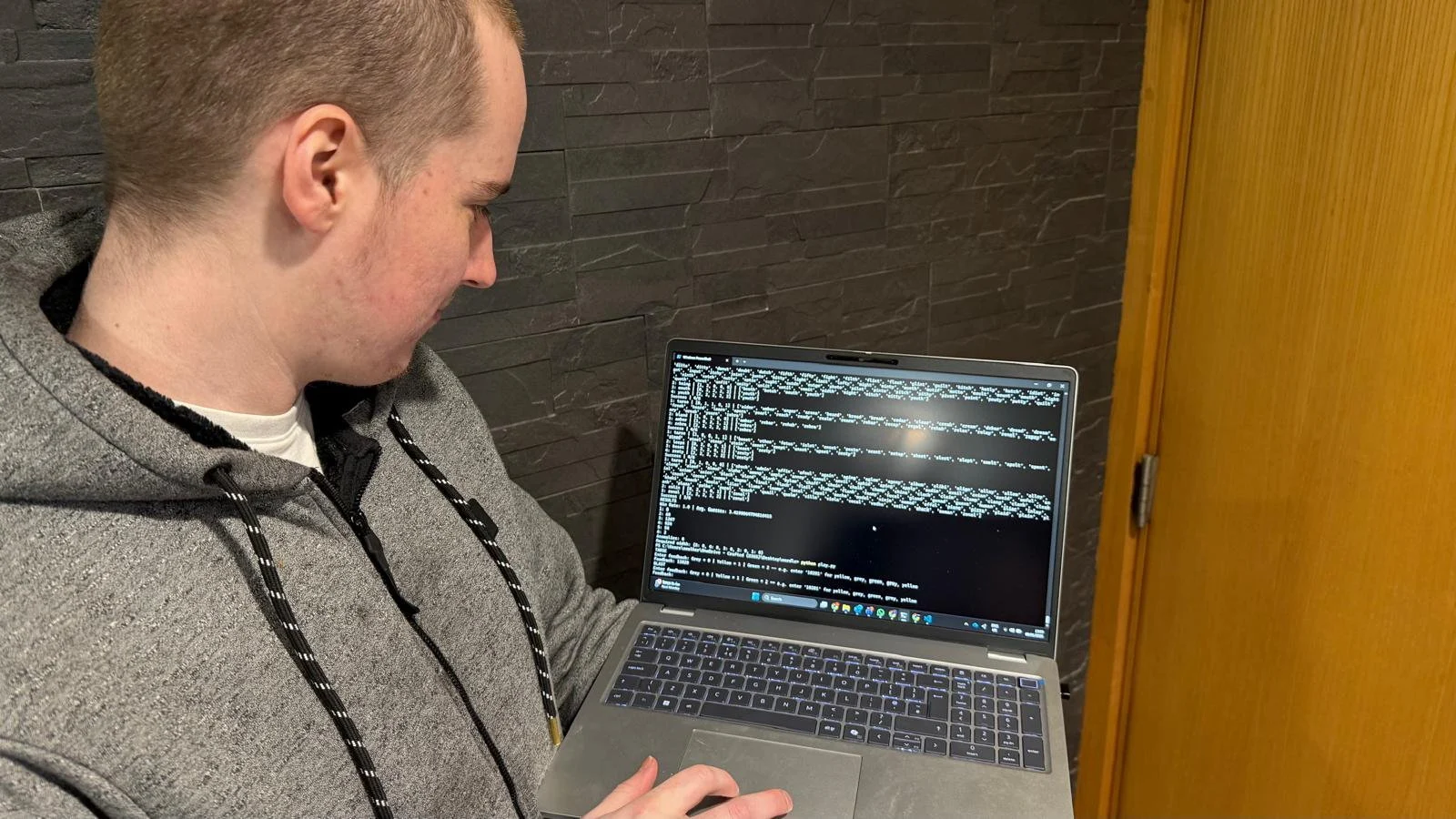 Computer whizz builds Wordle bot that solves game in four guesses ...