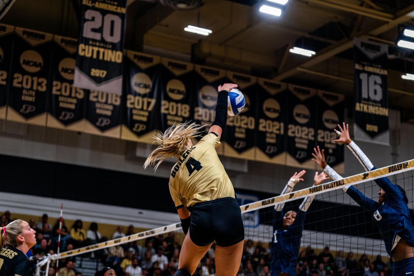 Purdue volleyball back on track after early season gauntlet ...