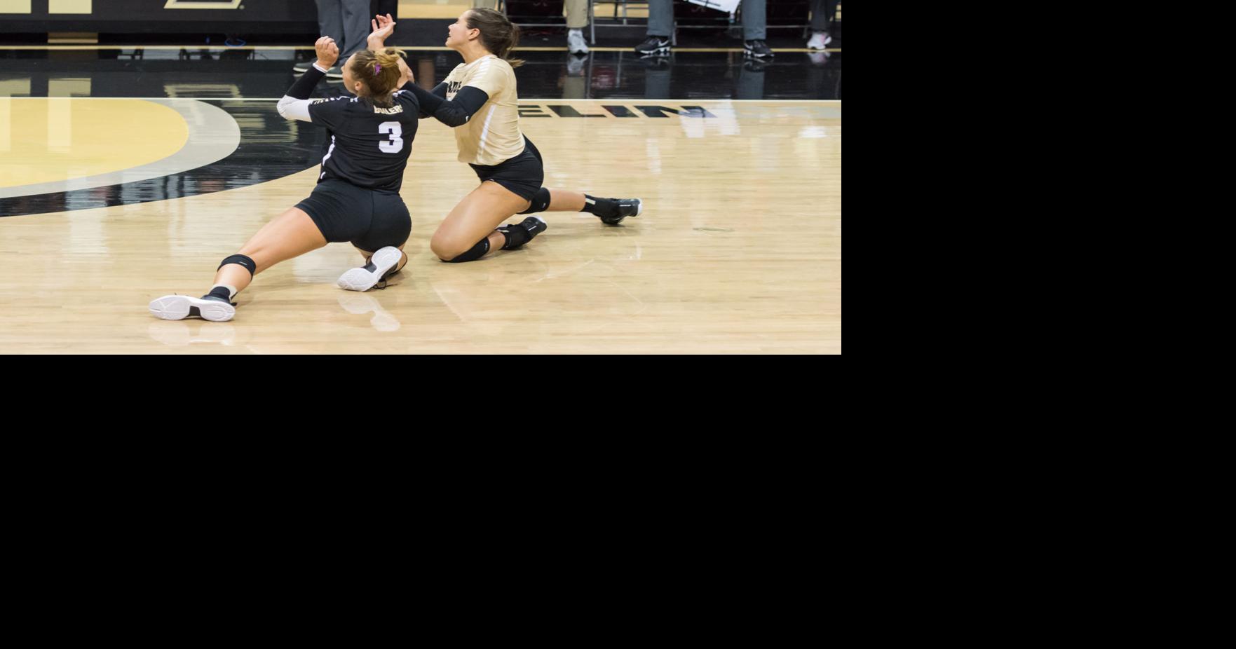 Purdue Volleyball: Freshman pair shine in first college matches ...