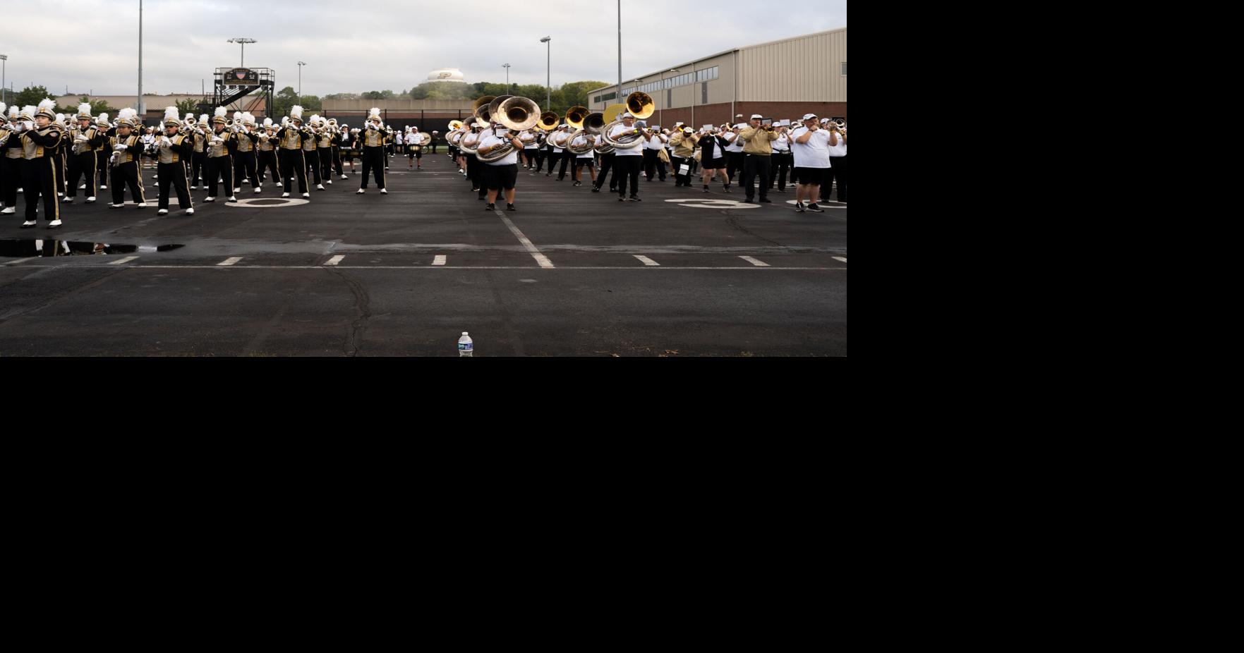 Alumni Band return to play with "All-American" Marching Band | Campus ...