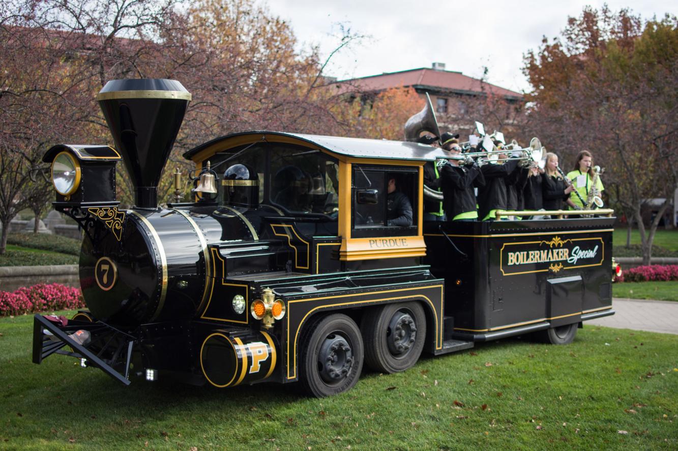The Boilermaker Special and the people behind Purdue's true mascot ...