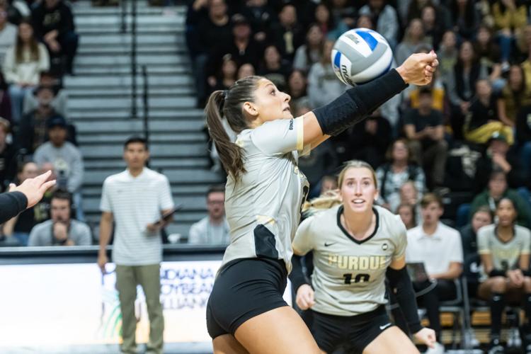 Down to the wire | Volleyball | purdueexponent.org