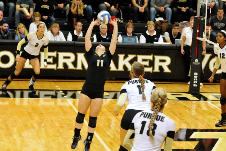 11/2/13 Purdue 3, Wisconsin 2 | Volleyball | purdueexponent.org