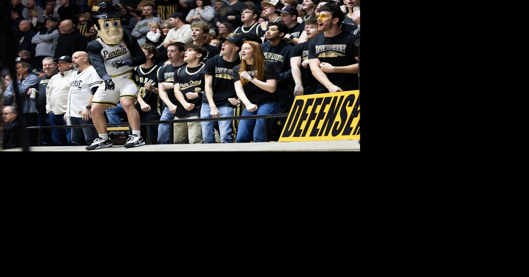 How the Paint Crew colors Mackey black and gold | Men's Basketball ...