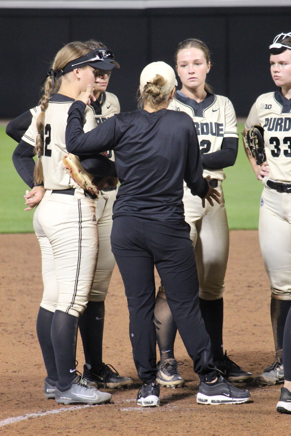 Purdue softball kicks off fall season with two straight wins | Softball ...