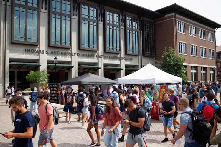 Record enrollment creates crowded conditions on campus | Campus ...