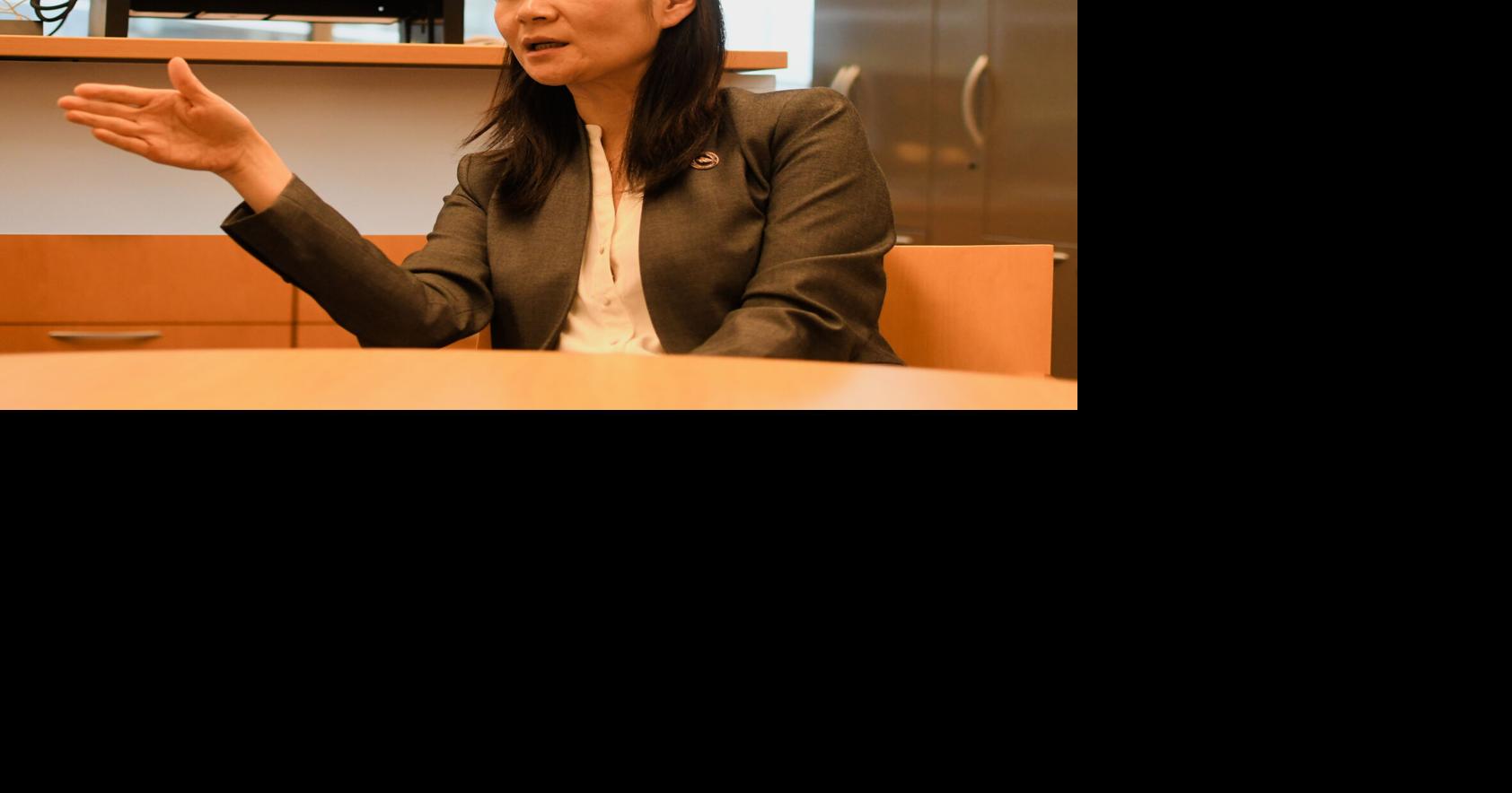 12/6/23 Luna Lu Interview right hand extended | Campus | purdueexponent.org