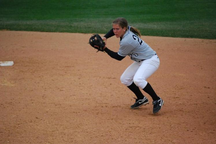 Team looks to improve record after series split | Softball ...