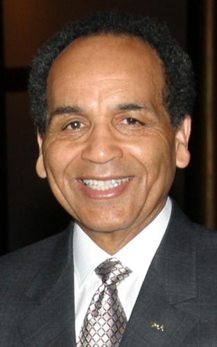 Civil Engineering building to be named after alumnus Delon Hampton ...