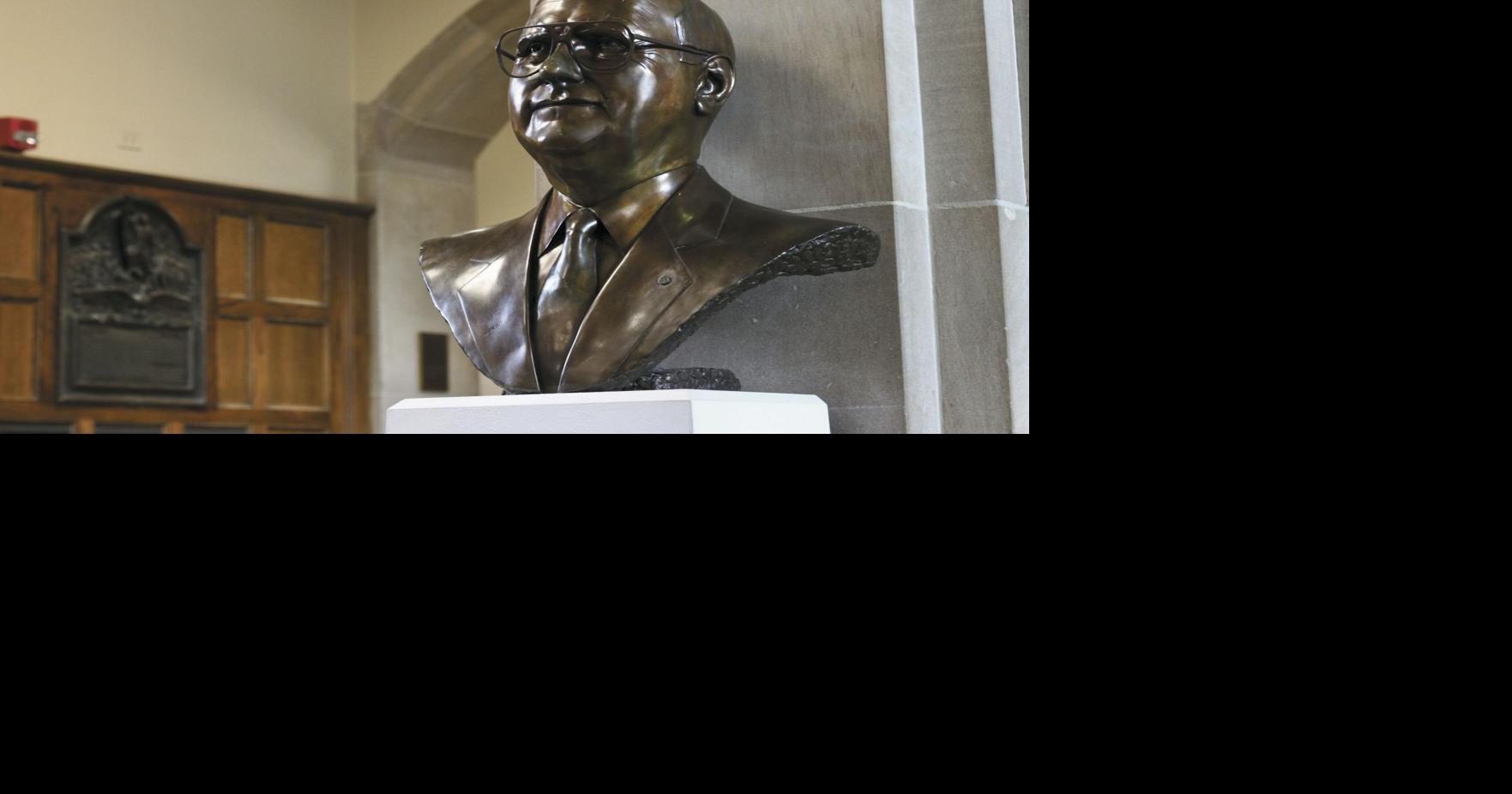 'He absolutely loved Purdue': Colleagues, family reflect on Beering's ...