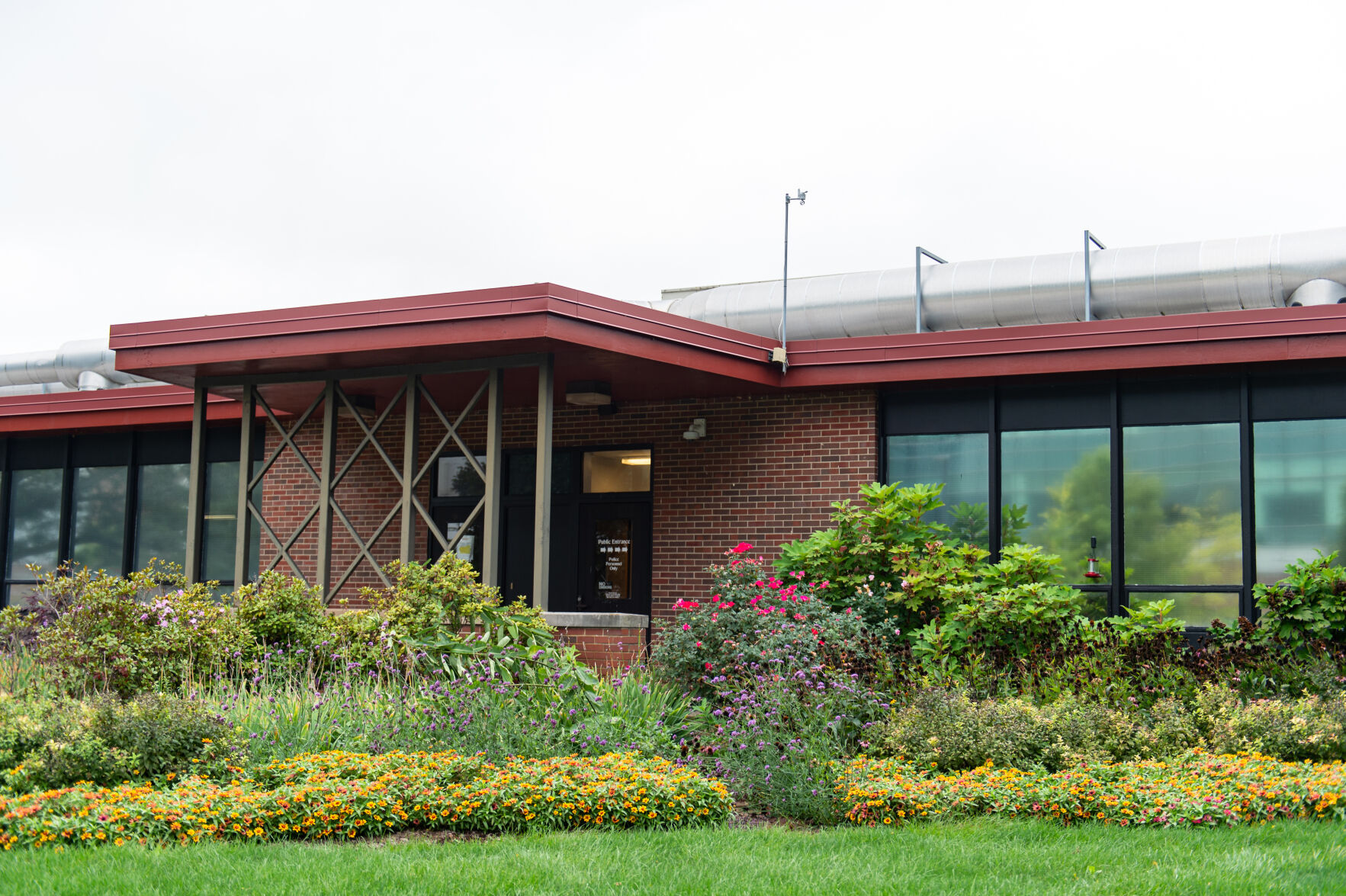 9/6/22 Police Stock Photos, Purdue police building side | Campus ...