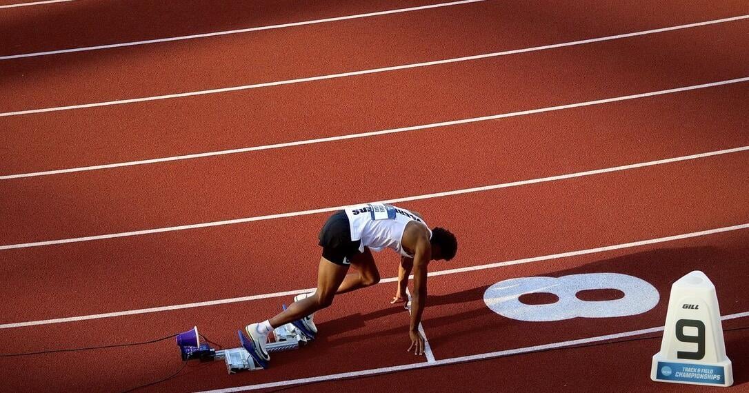 Sprinters bring home 2 4th-place finishes, school record | Men's Track ...